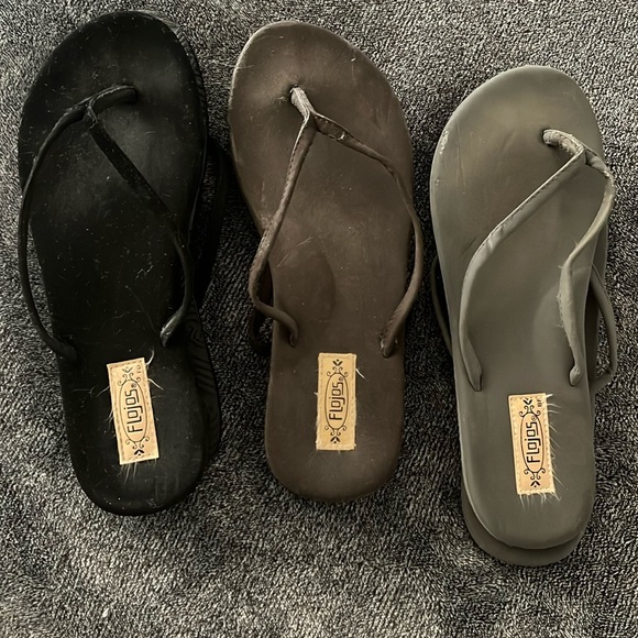 Flojos | Shoes | Flojos Flip Flop Sandals | Poshmark
